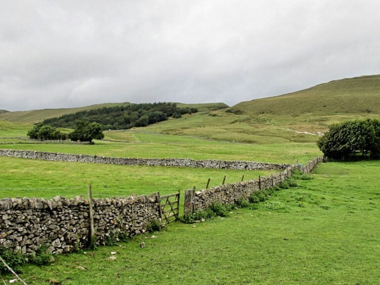 12 Enchanting Places in the English Countryside to Add to Your Bucket List