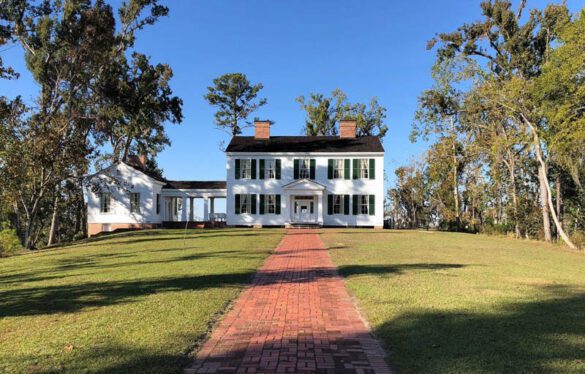 12 Top-Rated Places to Live in the Florida Panhandle Right Now