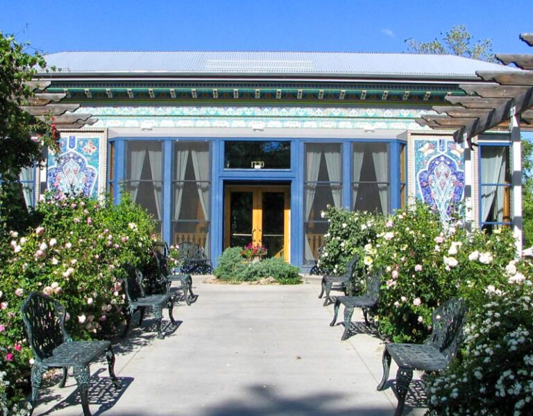 20 Unique Restaurants in Boulder: A Guide to Extraordinarily Delicious ...