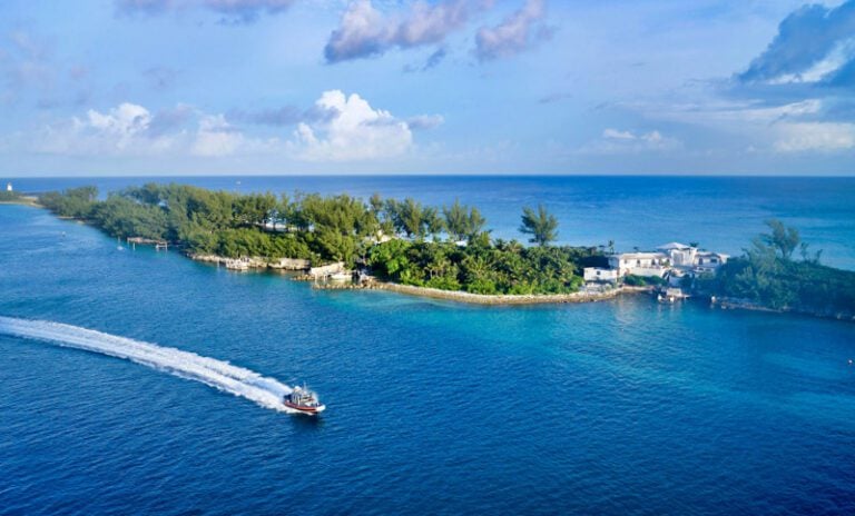 15 Incredibly Beautiful Places in the Bahamas that Every Caribbean ...