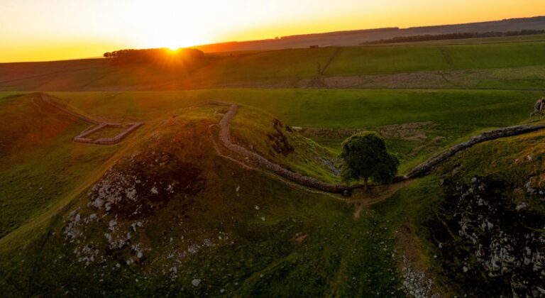 12 Most Beautiful Places in the English Countryside (Dreamy Locations)