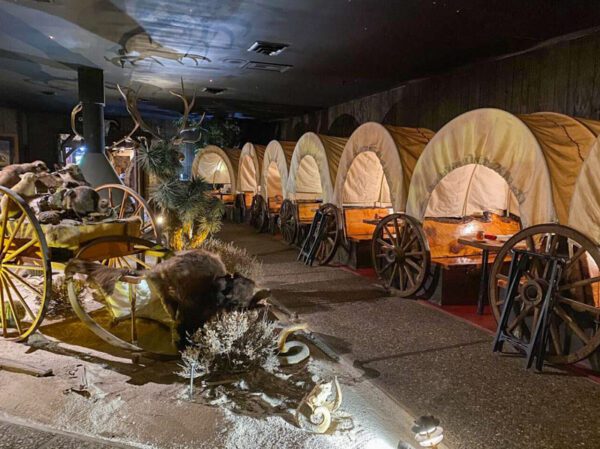 22 Ridiculously Cool Restaurants in Utah (And What to Order) - Global ...