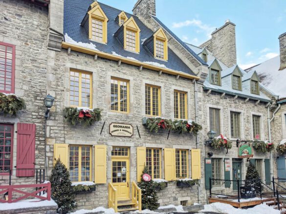 Top 12 Places to Live in Quebec, Canada (2025)