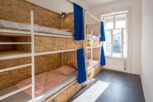 7 Affordable Hostels in Budapest with Amazing Vibes