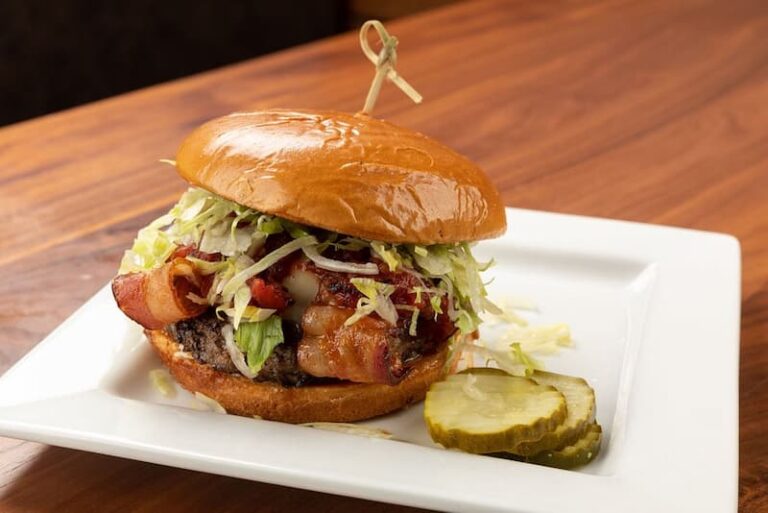 20 Fun Restaurants in Indiana That'll Surprise Even the Skeptics