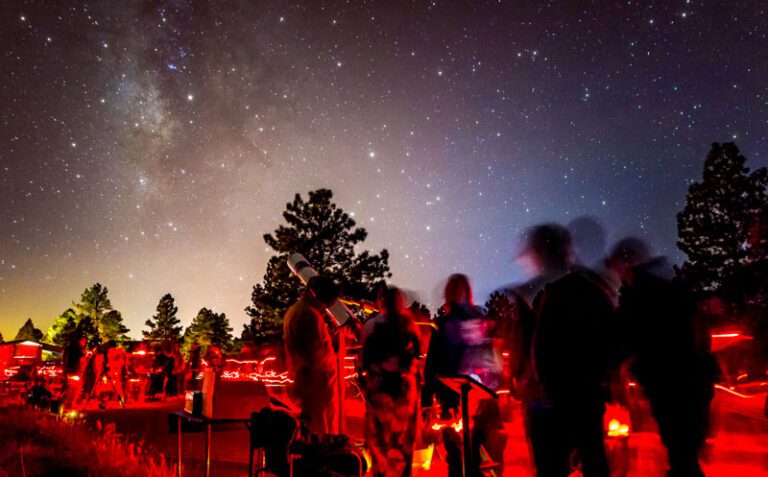 12 INSANE Things to Do in Flagstaff at Night (Stars & Saloons!)