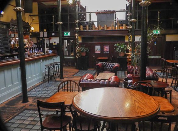 17 Must-Try Restaurants in Nottingham, England (Caves + Medieval Pubs)