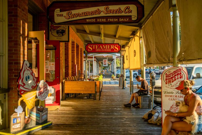 12 Fun & Unique Restaurants in Sacramento (Farm to Fork Foodie Spots)