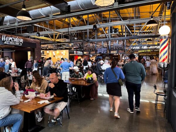 20 Fun Restaurants in Indiana That'll Surprise Even the Skeptics