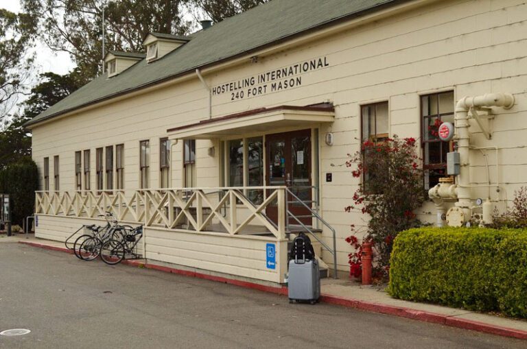 10 Top-Rated Hostels in the US in 2025: Rooftop Pools, Free Events ...