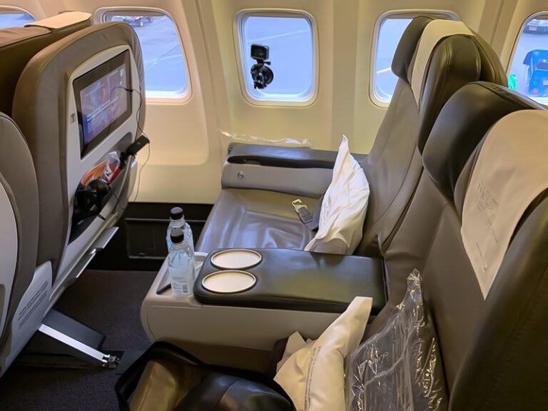 Icelandair Saga Premium Review: All You Need to Know in 2026