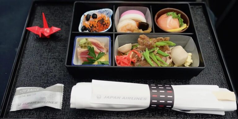 Flying JAL Business Class: Inside Japan's A350 Suites to Tokyo