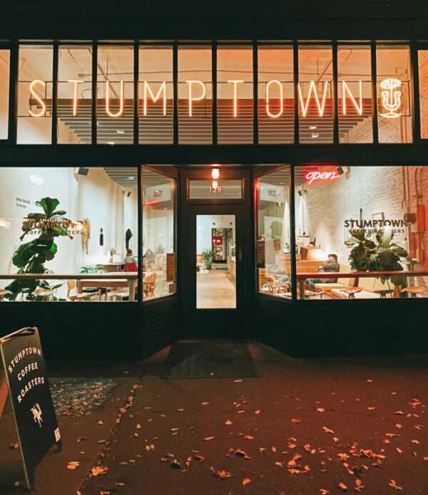 Unique Restaurants in Portland (Oregon): 12 Coolest Places to Eat