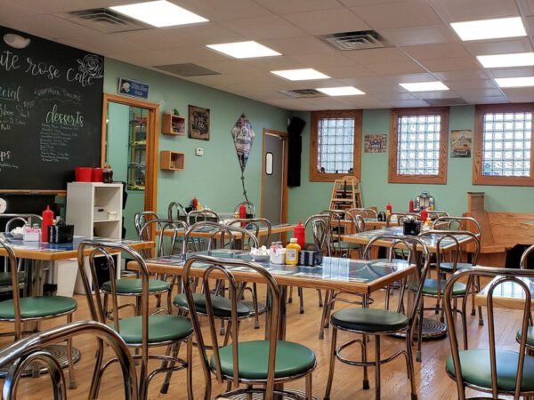 Unique Restaurants in Missouri: 12 Coolest Places to Eat