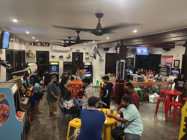 12 Hidden Gems in Boston for History, Food & Local Vibes