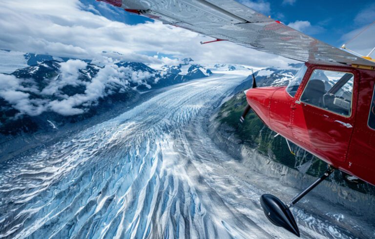 5 Proven Tips to Fly to Alaska for Cheap in 2025 (from Continental US)