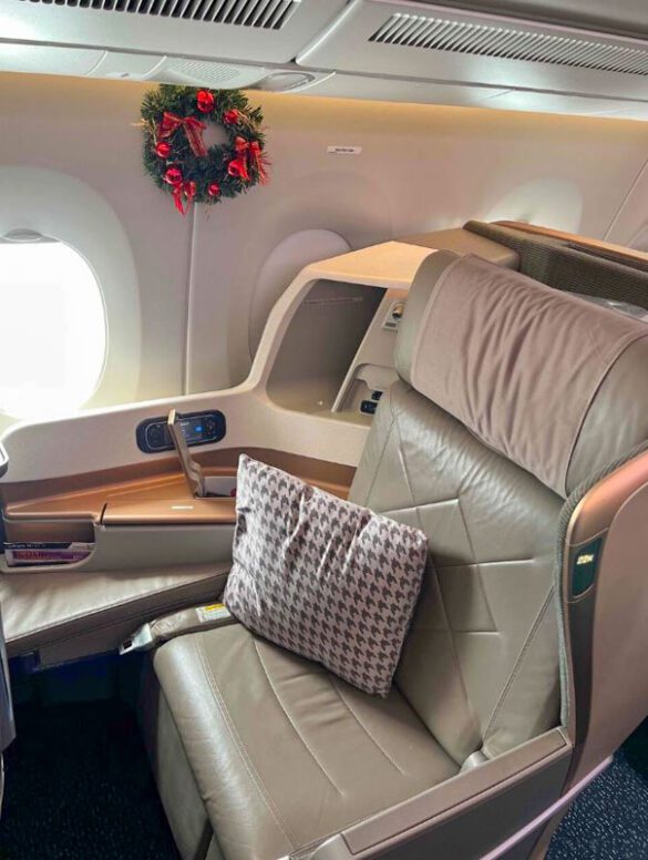 11 Best Airlines to Fly Business Class to Australia From the US (2026)
