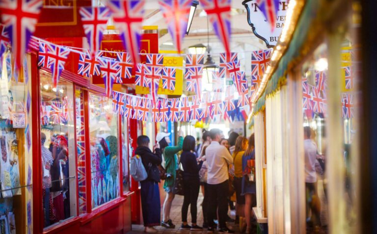 10 Reasons Why Oxford is So Famous (& Why You Should Visit)